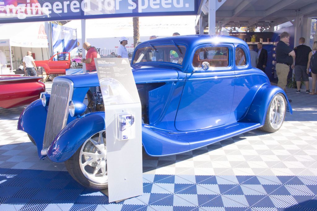 The Concours Car Show Display Stand